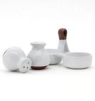 China Ceramic Condiment Container Cruet Set Ceramic Salt And Pepper Shakers Cruet for sale