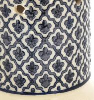 China Ceramic Burner Aroma Essential Crystal Incense Burner Weight Loss Capsules Porcelain Tealight Candle Diffuser for sale