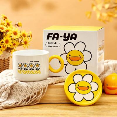 China Wholesale Mugs Suitable For Couples Children Girls Use Large Capacity Ceramic Mug With Lid Office Home Creative Coffee for sale