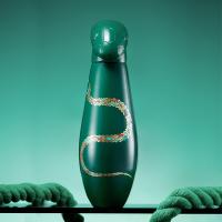 China Capacity Customized Thermal Water Bottles Eco-Friendly Accessories WITH LID for sale