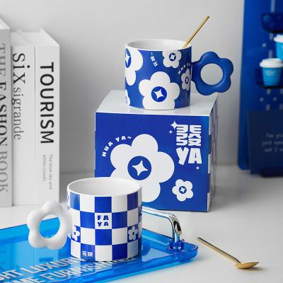 China Minimalist Design Style Valentine'S Day Ceramics With Customized Options And Floral Pattern for sale