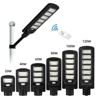 China 6000K 100W 200W 300W Solar Street Lights Outdoor Lamp Ip65 Remote Control for sale