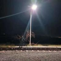 China All In One 14000lm 30W 80W LED Solar Powered Street Light 18V pole install for sale