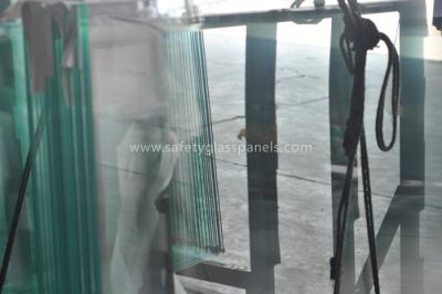 China Fencing French Green Laminated Security Glass With High Temperature for sale