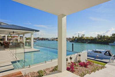 China Australian Standard Toughened Glass panels Glass Pool Fencing 10mm with Polished Edges for sale
