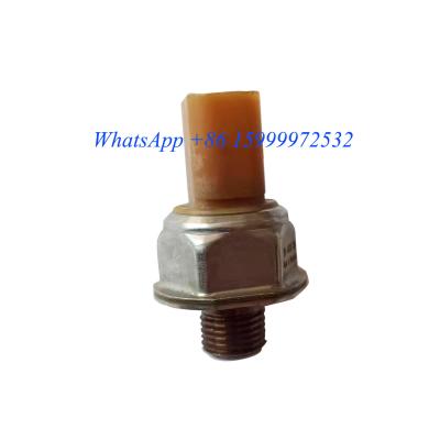 China 261-0420 Diesel Engine Oil Pressure Sensor  CAT 906H 908H 907H 973D 963D 953D For Excavator Parts for sale
