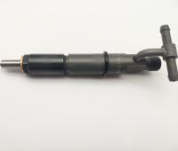 China Excavator PC200-6 Nozzle 6D95 Engine Fuel Injector 6207-11-3100 for sale