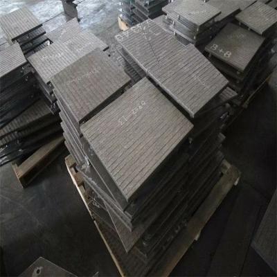 China 3+3, 4+4, 8+8 Chromium Carbide Overlay Wear Plate For Conveyors / Crushers for sale