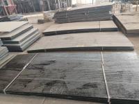 China Q235/Q345 HRC58-65 Hardfacing Wear Plate High Impact Resistance for sale