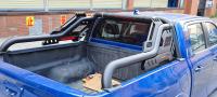 China Sports Pickup Truck Toyota Tacoma Roll Bar Nissan Navara Np300 With LED Lights for sale