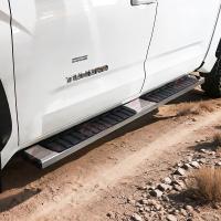 China Off-road 4x4 Stainless Steel 201Rust-proof Heavy Duty Running Boards Side Steps Nerf Bars Anti-slip Design for Toyota Tundra for sale