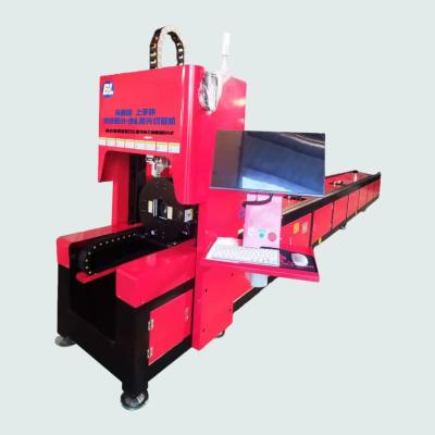 China Fiber Laser Tube Cutter 6000mm Cutting Area for 3m 6m Pipes ±0.02mm Accuracy for sale