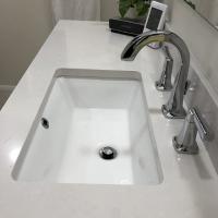 China Ceramic Construction Ada Bathroom Sink Overflow Proof 2mm Straightness for sale