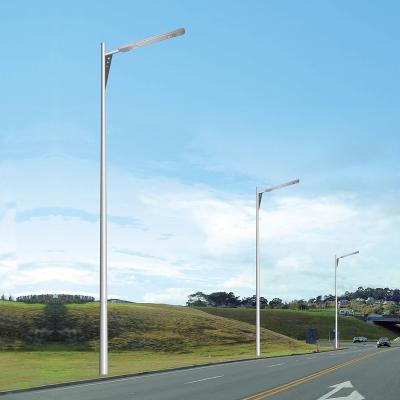 China Carbon Structural 6m Galvanised Street Light Pole With Single Arm Bracket for sale