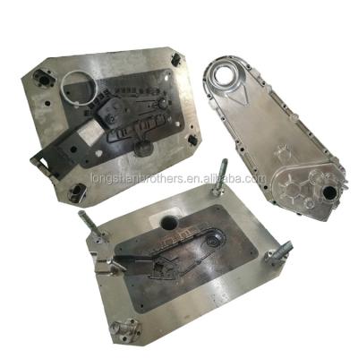 China Auto Parts Die Cast Mold With P20 718 738 NAK80 S136 2738 2316 Mould Material for sale