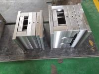 China Customized Colors Multi Cavity Plastic Blow Molding Mold with 300000-500000 Shots Life for sale