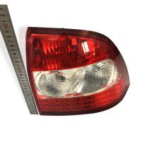 China Customized Surface Auto Headlight Plastic Parts with Stable Dimension and Good Weather Resistance for sale