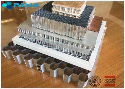 China Energy - Saving Honeycomb Building Material For Train Floor And Bulkhead for sale