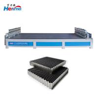 China 220V Automatic Honeycomb Core Stretching Machine - 1600mm Width, 3200mm Length for Aluminum Panel Production for sale