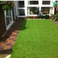 China 16800stitches/m2 Density Green U Shape Synthetic Grass with High Dtex and Green Color for sale