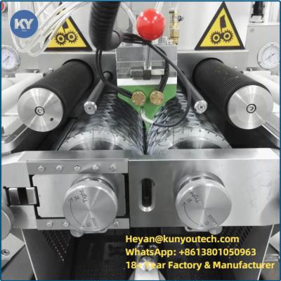 China Medical Soft Capsule Automatic Vgel Encapsulation Machine For Vitamin / Fish Oi for sale