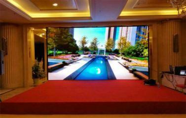 China 128*128mm 1/32 Scan P2 Full Color Led Display Indoor Die Casting Aluminum Cabinet for sale