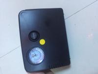 China High Performance Black Car Air Pump tire inflators With Gauge And Switch For Car Tire Inflation for sale