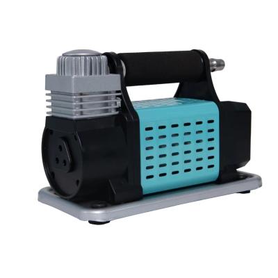 China DC12V Metal Portable Car Air Compressor With Metal Pressure Gauge for sale