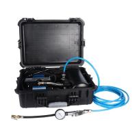 China Heavy Duty Double Cylinder Car Air Compressor For Car Tire Inflation With Plastic Box for sale