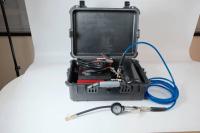 China Off-Road Double Cylinder Air Compressor With Plastic Box Car Tire Inflator for sale