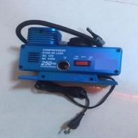 China Ac110v - 230v Dc12v Vehicle Air Compressors 250psi With Plastic Material for sale