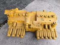 China 320 330B Hydraulic Main Control Valve Assy for Excavator Spare Parts 107-7010 142-5521 1077010 1425521 Main Control Valve Aftermarket for sale