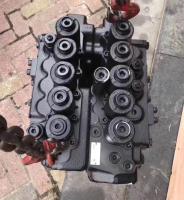 China DH300-5 DH300-7 Hydraulic Control Valve Assy for Doosan Excavator Spare Parts Main Control Valve for sale
