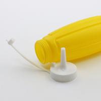 China 360ml plastic tomato ketchup dispenser 12 OZ Condiment Squeeze Bottles Squeeze for sale