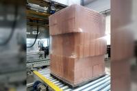 China Packaging machine-Plastic Film Shrink Wrapping Machine for Delivery Packing for sale