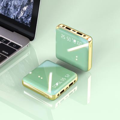 China Portable Smartphone Power Bank 2600mah 4000mah With USB Charging Cable for sale