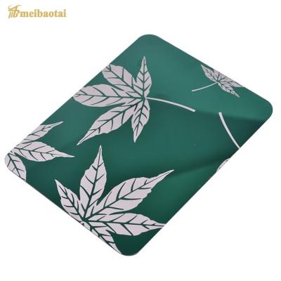 China Green Golden Mirror Etched Stainless Steel Sheet 1219mm Width for sale