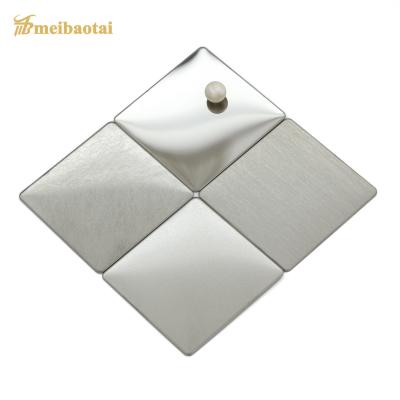 China 0.55mm Thick Brushed 304 Stainless Steel Sheet Four Feet Size for Kitchen Decoration for sale