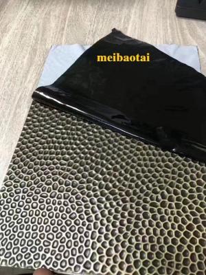 China SS304 0.65MM Embossed Stainless Steel Sheet Honeycomb Decoration Plate for sale