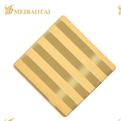 China PVD Golden Mirror 304 Stainless Steel Sheet with 1.15mm Thickness for Wall and Door Decoration for sale