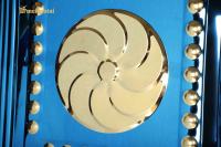 China Stamped Stainless Steel Sheet with Mirror Surface Gold Color Coating and 0.65mm Thickness for Decorative Use for sale