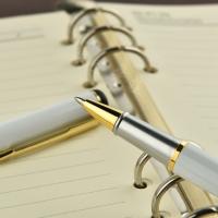China Novelty Ballpoint Pen Black Metal Signature Pen for Spot Supplies Laser Engraving Logo Free Advertising for sale