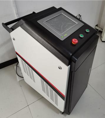 China Hand Held 1064nm 2000W Laser Rust Remover Cleaning Machine for sale