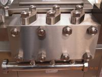 China Industrial Electric Two Stage Gear Box Milk Homogenizer Machine 3000L/H 22 KW for sale
