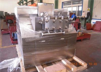 China High Performance Four Plunger Dairy Homogenizer Machine Support Ice Cream / Emulsion Processing for sale