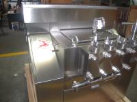 China Stainless Steel Sanitary High Pressure Homogenizer Internal Tank And External Package for sale