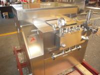 China Sanitary Ultra High Pressure Homogenizer Machine For Milk Longer Life for sale