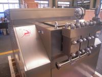 China Large Capacity Juice Homogenizer Hydraulic / Pneumatic Operating for sale