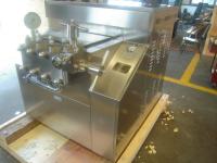 China Two Stage Liquid Solid 3000L/H Laboratory Homogenizer Mixer for sale