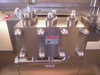 China Multifunctional SS 4000L/H 30Mpa Cream Homogenizer for sale